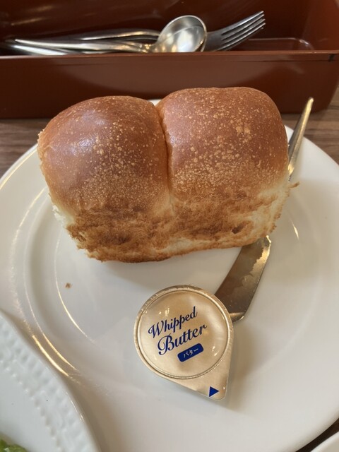 ロイヤルホスト 横浜駅前店 - 横浜/ファミレス | 食べログ