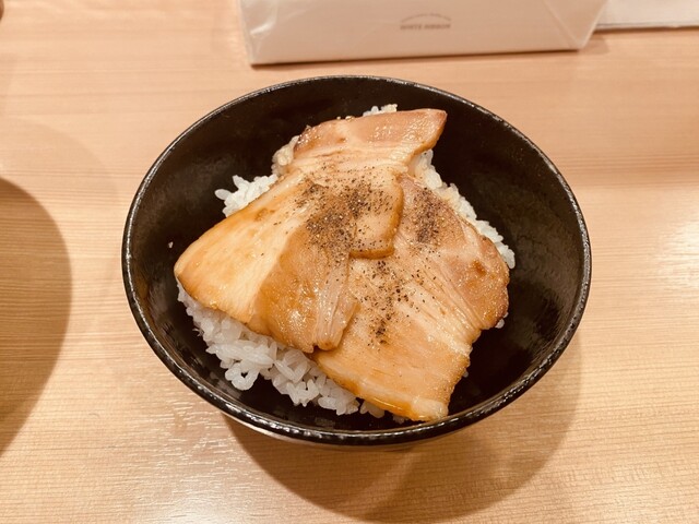 らぁ麺 くろ渦 - 新宿三丁目/ラーメン | 食べログ