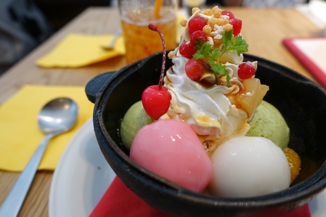 【閉店】ニワトリカフェ （NIWATORI CAFE） - 上所/カフェ | 食べログ