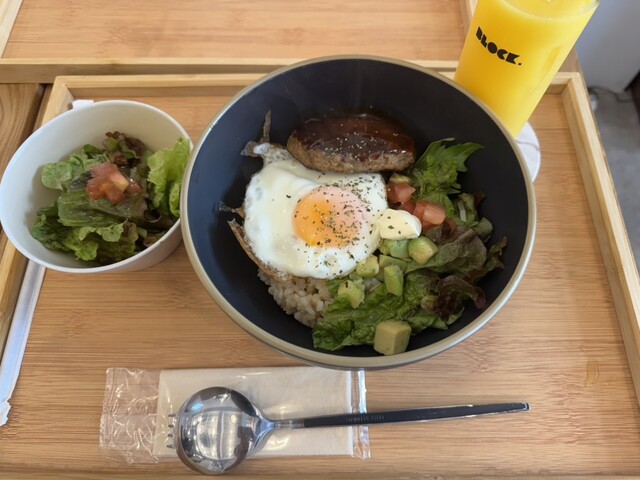 cafe BLOCKのご予約 - 本町/カフェ | 食べログ