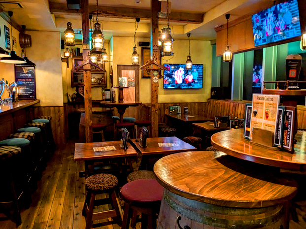 座席 : アイリッシュパブ ザ クルーラカーン （Irish Pub The Cluracan） - 中野/パブ | 食べログ