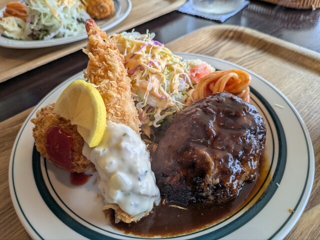 by B級ビンボ : Yo-shoku OKADA （ヨウショク オカダ） - 広神戸/洋食 [食べログ]