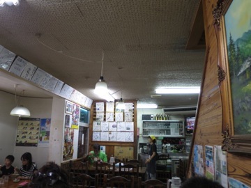 内観写真 : 花織そば （はなういそば） - 読谷村/沖縄そば | 食べログ