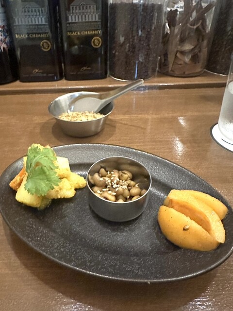 MOMO Stand Tokyo （モモ スタンド トーキョー）のご予約 - 広尾/ネパール料理 | 食べログ