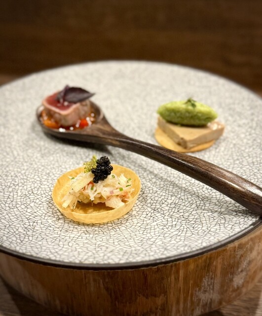 『薪の加減に好感が持てる、気鋭のフレンチ』by parisparis877 : jiü - 門前仲町/フレンチ [食べログ]