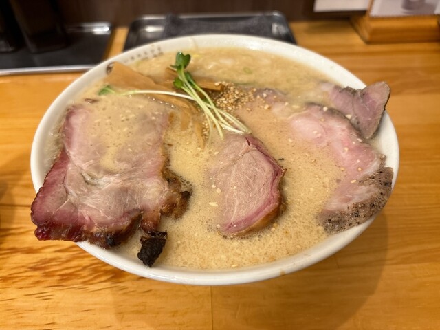 『ごまチャーシュー麺』by tsutsutsu1109 : 一乃胡 （イチノエビス） - 佐野市/ラーメン [食べログ]