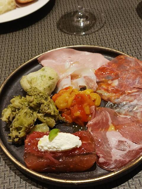 Mr.Porcino （ミスターポルチーノ）のご予約 - 藤沢/イタリアン | 食べログ