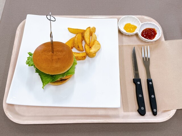 Mt.Fuji BURGER WORKS （マウントフジ バーガー ワークス） - 河口湖/ハンバーガー | 食べログ