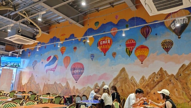 『ベリーダンスショーは楽しめます♪』by nyanko001 : KEBAB LAB - 夢洲/ケバブ [食べログ]