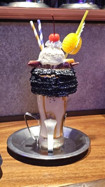 CAFE EARL （アール） - 亀島/カフェ | 食べログ