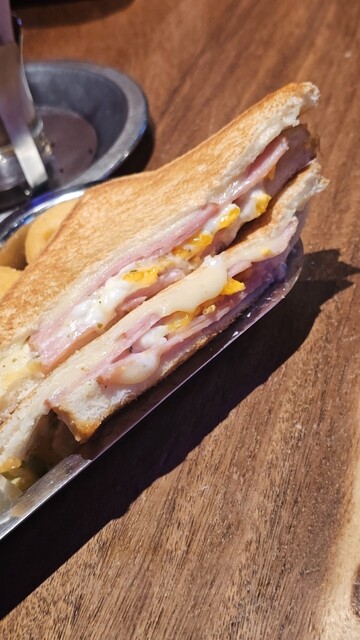 CAFE EARL （アール） - 亀島/カフェ | 食べログ