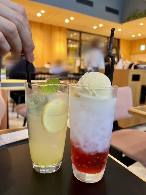 TORQUE SPICE & HERB TABLE & COURT （トルク）のご予約 - 渋谷/カフェ | 食べログ