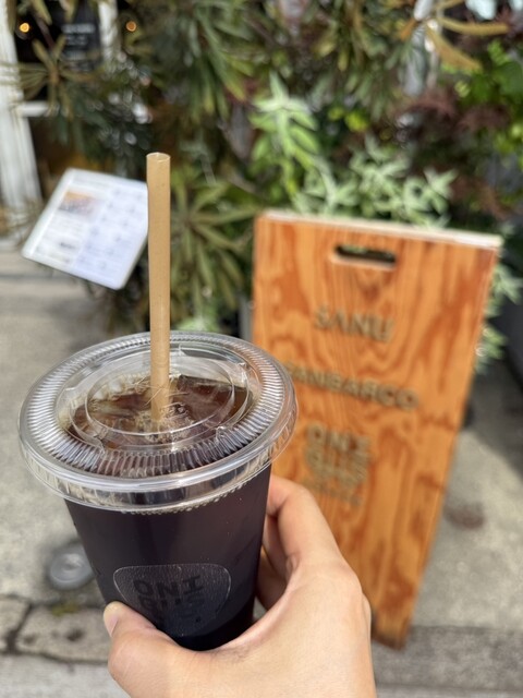 ONIBUS COFFEE 中目黒3丁目店 （オニバスコーヒー） - 中目黒/カフェ | 食べログ
