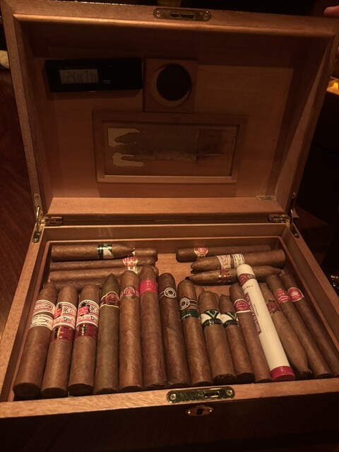 by Tomomi_1992 : Bar humidor （バーヒュミドール） - 中洲川端/バー [食べログ]