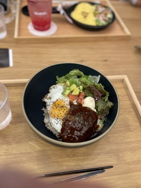 『cafe block @本町』by 50vYe : cafe BLOCK - 本町/カフェ [食べログ]