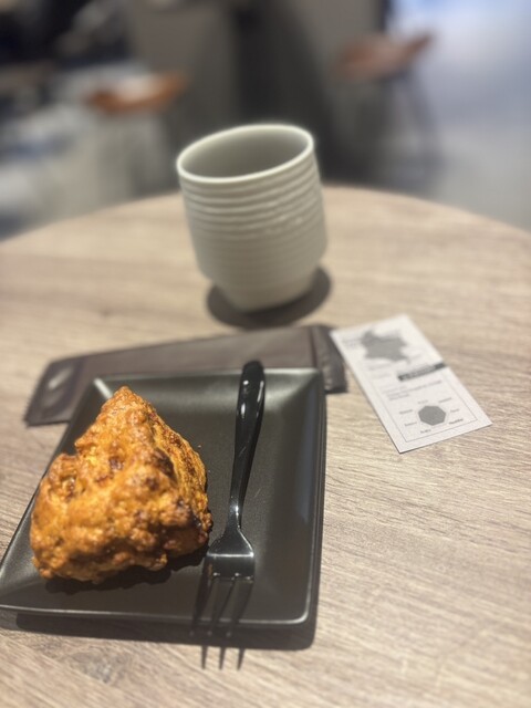 COVERT COFFEE ROASTERY - 新宿三丁目/コーヒースタンド | 食べログ