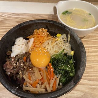 【予約可】ルミネ新宿LUMINE1内でおすすめのレストランをご紹介！ | 食べログ