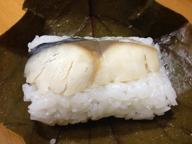 『柿の葉ずしを大分空港で発見！』by bunchin0909 : かわなみ - 上岡/寿司 [食べログ]