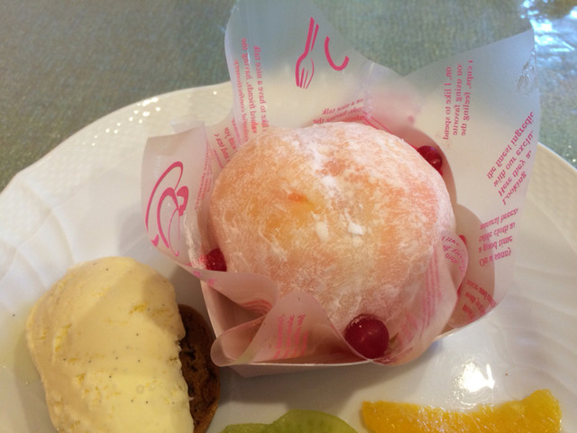 料理写真 2ページ目 : シェフ・アサヤマ - 芦屋（JR）/ケーキ | 食べログ