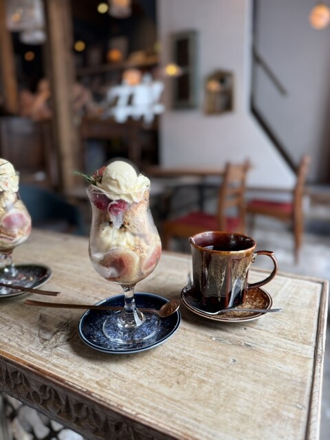 TOE LIBRARY PARC （トウ ライブラリー パルク） - 浅草（つくばEXP）/カフェ | 食べログ