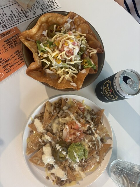 ROCK'N ROLL BURRITO 横須賀店 （ロックンロール ブリトー） - 汐入/メキシコ料理 | 食べログ