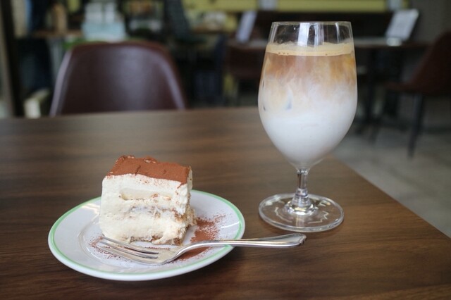 IKOI Caffe Dining - 鶴巻温泉/カフェ | 食べログ