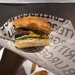 CRITTERS BURGER - 大阪/ハンバーガー | 食べログ