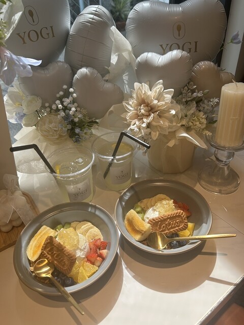 YOGI GREEKYOGURT& ACAI 代官山店 （ヨギ グリークヨーグルトアンドアサイ-） - 代官山/スイーツ | 食べログ