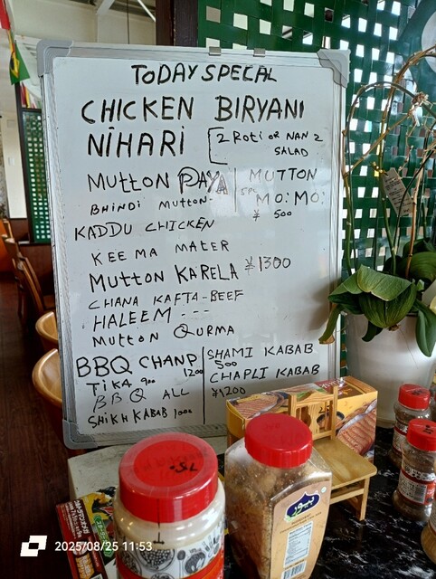 口コミ一覧 : APNA DERA （アプナ デイラ） - 塩尻/カレー [食べログ]