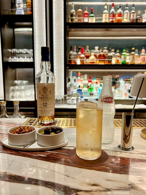 Nineteen Eighty Lounge ＆ Bar - 都庁前/カフェ | 食べログ