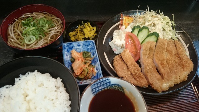 写真 : 手打ちうどん 坂出 - 桃谷/うどん | 食べログ