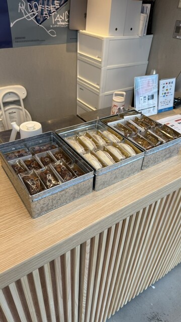 R COFFEE STAND Powered by LUUP - 虎ノ門ヒルズ/コーヒースタンド | 食べログ