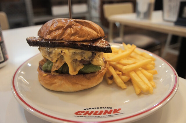 CHUNK BURGER STAND （チャンク バーガー スタンド）のご予約 - 北四番丁/ハンバーガー | 食べログ