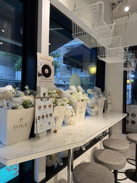 YOGI GREEKYOGURT& ACAI 代官山店 （ヨギ グリークヨーグルトアンドアサイ-） - 代官山/スイーツ | 食べログ