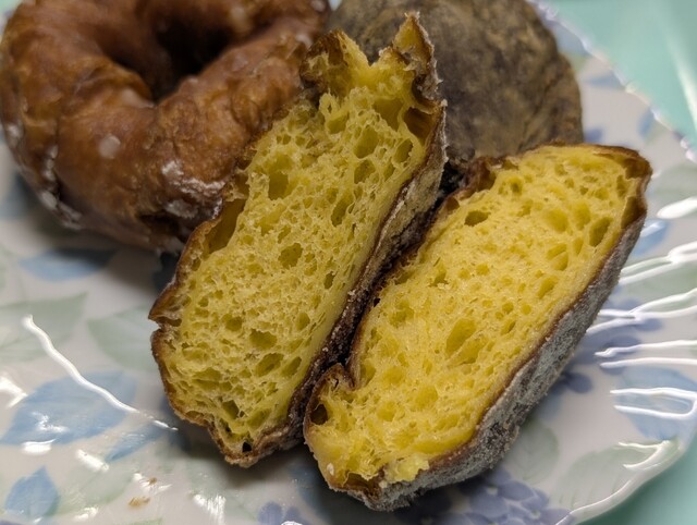 『驚くほどの新食感ドーナツ！！』by Queen wasp : I'm donut? 原宿店 （アイム ドーナツ？） - 原宿/ドーナツ [食べログ]