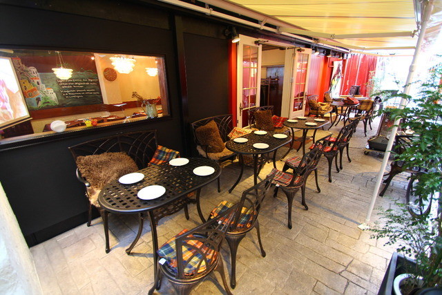 座席 : ピッツァ テラス レガーレ （Pizza Terrace Legare） - 神戸三宮（阪急）/イタリアン [食べログ]