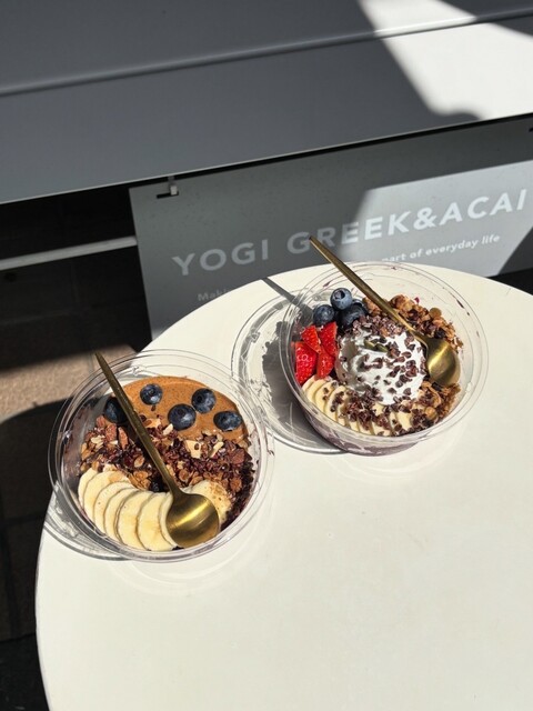 YOGI GREEKYOGURT& ACAI 代官山店 （ヨギ グリークヨーグルトアンドアサイ-） - 代官山/スイーツ | 食べログ