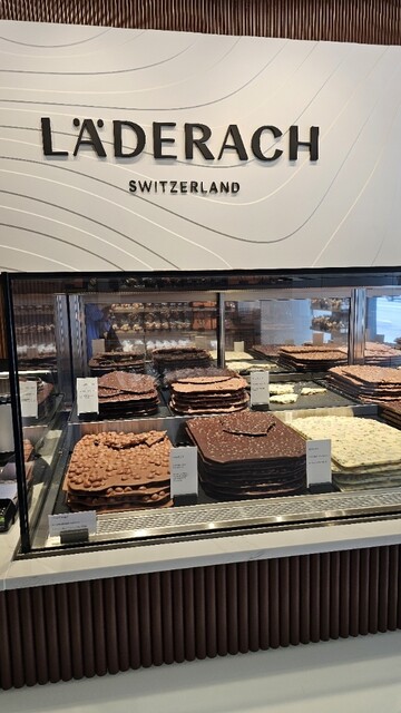 LADERACH 銀座直営店 - 銀座一丁目/チョコレート | 食べログ