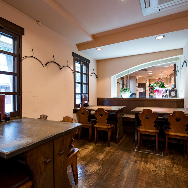 Seating : Kisetsu Ryori to Nihonshu Komame - Sonoda/Izakaya (Tavern ...