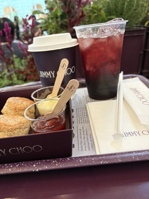 JIMMY CHOO Street Café Ginza - 銀座一丁目/カフェ | 食べログ