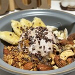 YOGI GREEK&ACAI 名古屋大曽根店 （ヨギ グリークアンドアサイー） - 大曽根/スイーツ | 食べログ