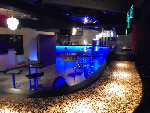 BAR GENESIS （バー ジェネシス） - 枚方市/バー | 食べログ