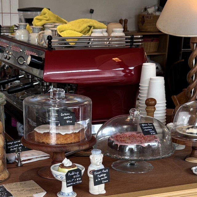 by 出張ウーman : COFFEE AND BAKED LOCASA （コーヒーアンドベイクドロカーサ） - 上北沢/カフェ [食べログ]