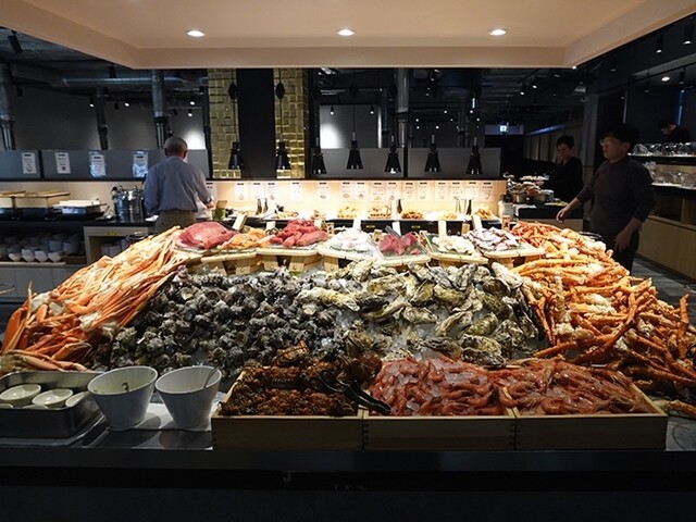 Seafood Buffet Dining Ginza Happo - 新橋/燒肉/可預約 | Tabelog