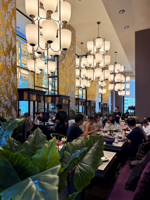 『洗練されたオーセンティック・タイの代表店』by Тарко́вский : Nara Thai Cuisine CentralWorld ...