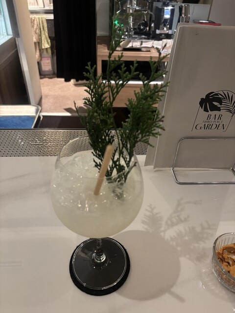 BAR THIRD PLACE GARDENのご予約 - 恵比寿/バー | 食べログ