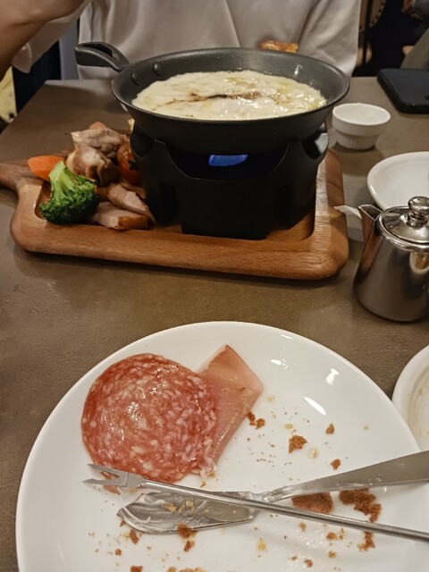 CheeseTable -carnival- コピス吉祥寺店 （チーズテーブル -カーニバル-）のご予約 - 吉祥寺/チーズ料理 | 食べログ