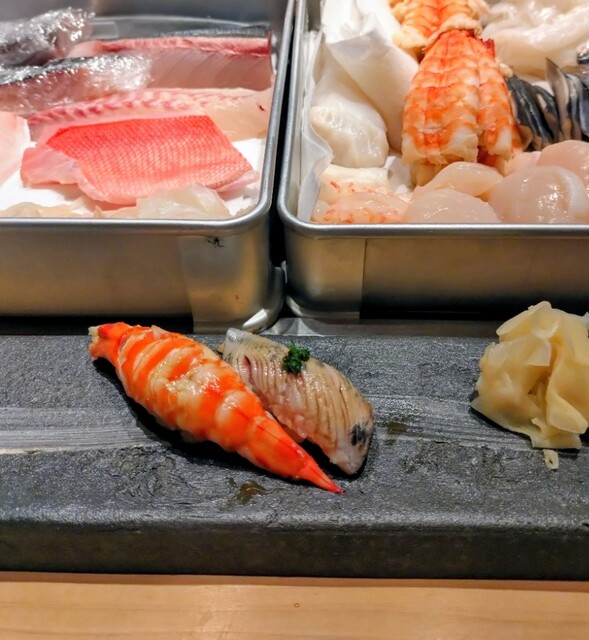 鮨&BAR 不二楼 新丸ビル店 （Sushi & Bar Fujiro）のご予約 - 東京/寿司 | 食べログ