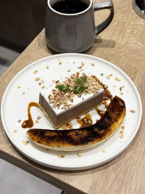 『自社焙煎のフェアトレード有機コーヒーやスペシャルティコーヒーが楽しめるカフェ。』by yoshi_3 : toho coffee shop ...