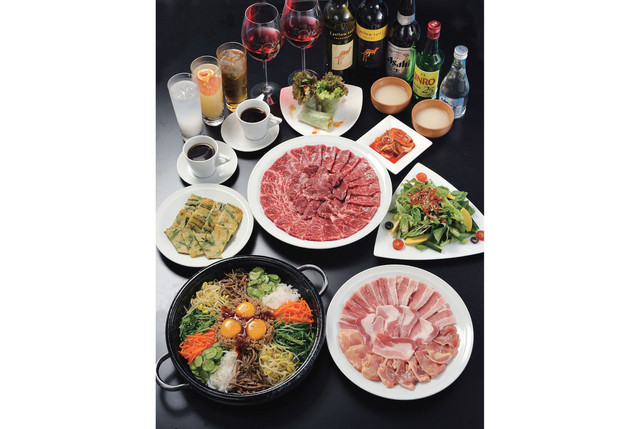 写真 : 東洋軒 宇和店 - 上宇和/焼肉 [食べログ]